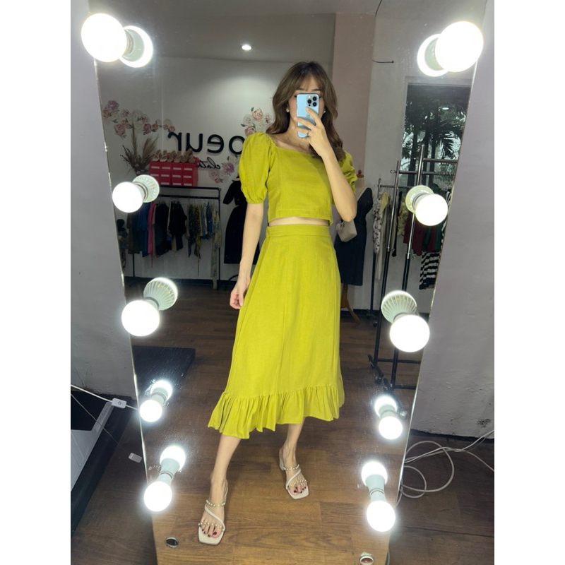 Fiona Puffy top+midi flare skirt @200/set | Shopee Malaysia