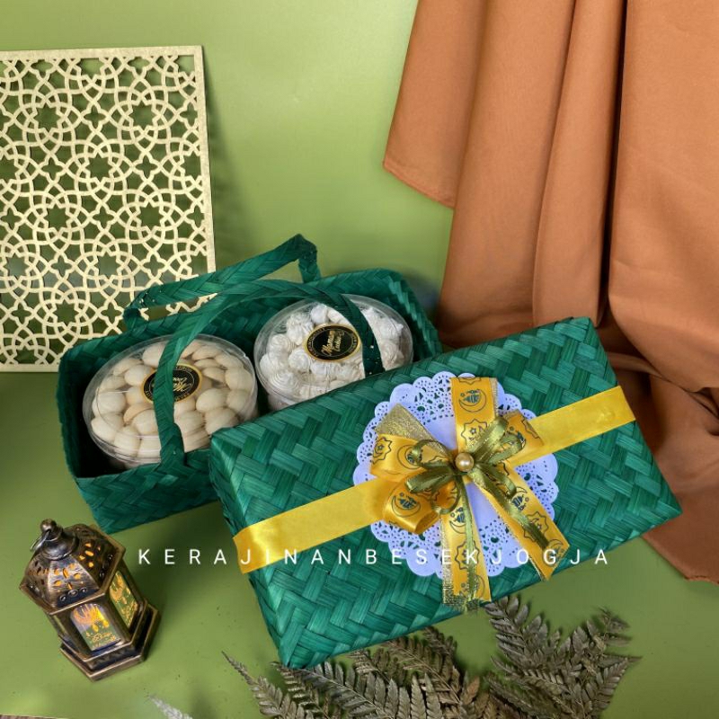 EID HAMPERS SPECIAL | A PAIR OF CARRYING BESEK 15X30 COLOR DECORATIVE ...