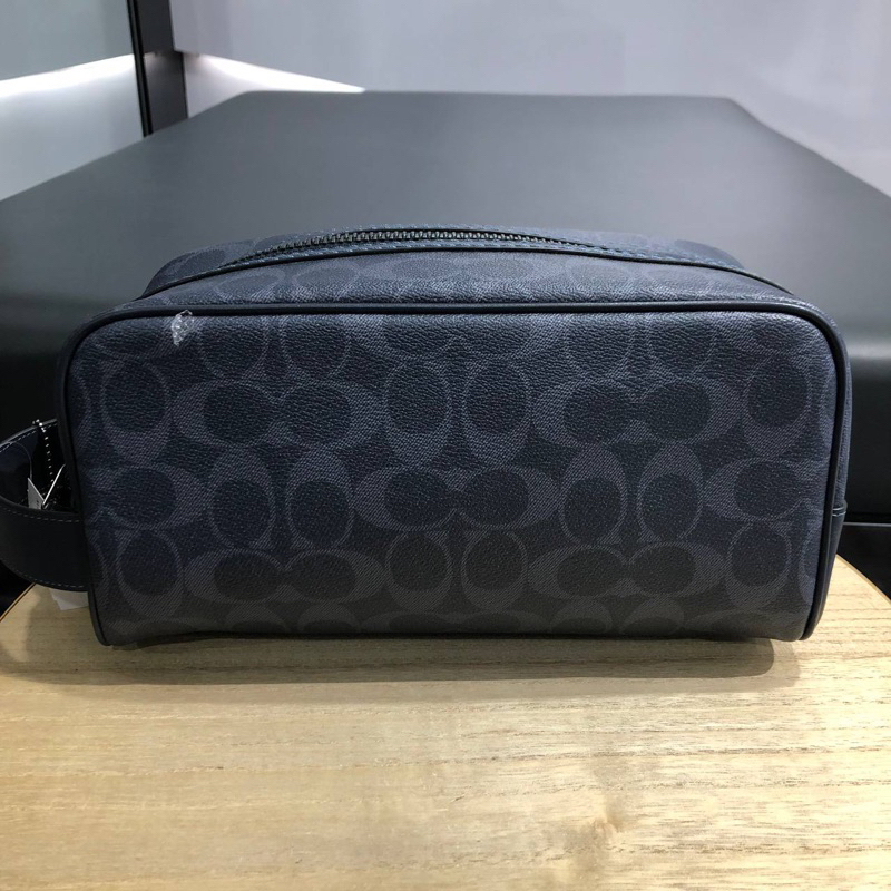 Coach Large Travel Kit In Signature Denim/Midnight | Shopee Malaysia