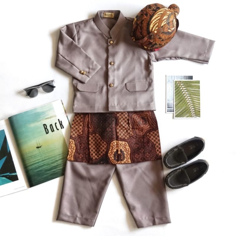 Boys/basofi /basofi Children And Adults/Javanese TraditionalS/Javanese ...