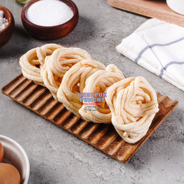 Original PALEMBANG PREMIUM TENGGIRI FISH RANDOM CRACKERS 200GR | Shopee ...