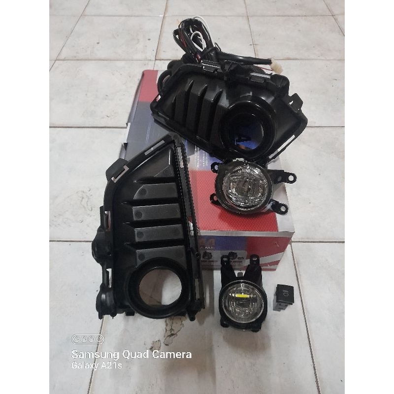 FOGLAMP TOYOTA YARIS ATIV CAR FRONT BUMPER LIGHTS 2022-2023 TY1221-LED | Shopee Malaysia