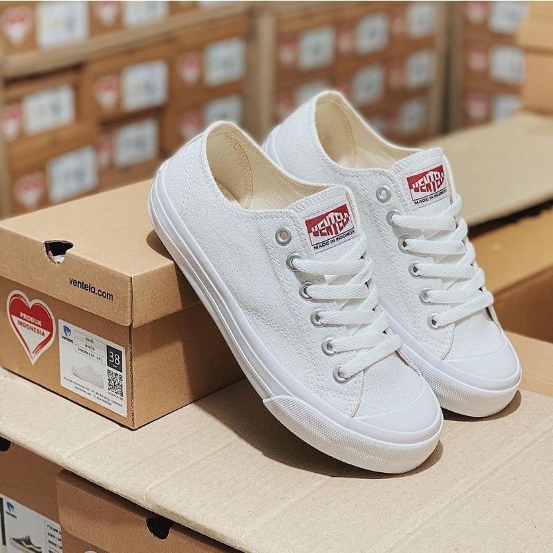 Basic White Low Shoes Original | Shopee Malaysia