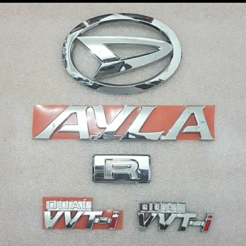 Daihatsu AYLA Emblem Complete | Shopee Malaysia