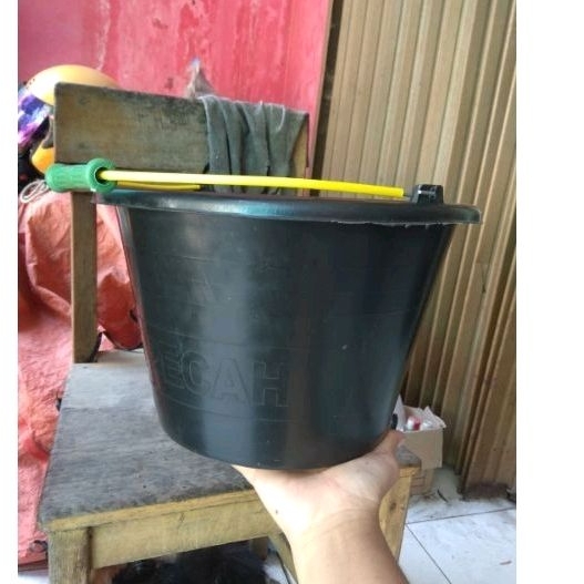 Cast Bucket/18-Plastic Bucket/Shatterproof Bucket | Shopee Malaysia