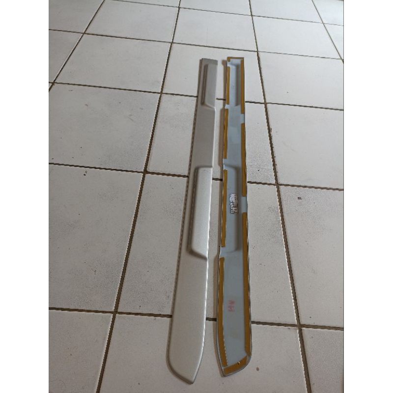 Mitsubishi EXPANDER Cross Door Body Trim | Shopee Malaysia