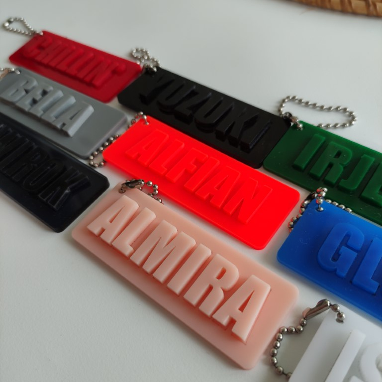 GANTUNGAN Iron MERICA / EMBOSSED NAME KEYCHAIN / CUSTOM NAME KEYCHAIN ...