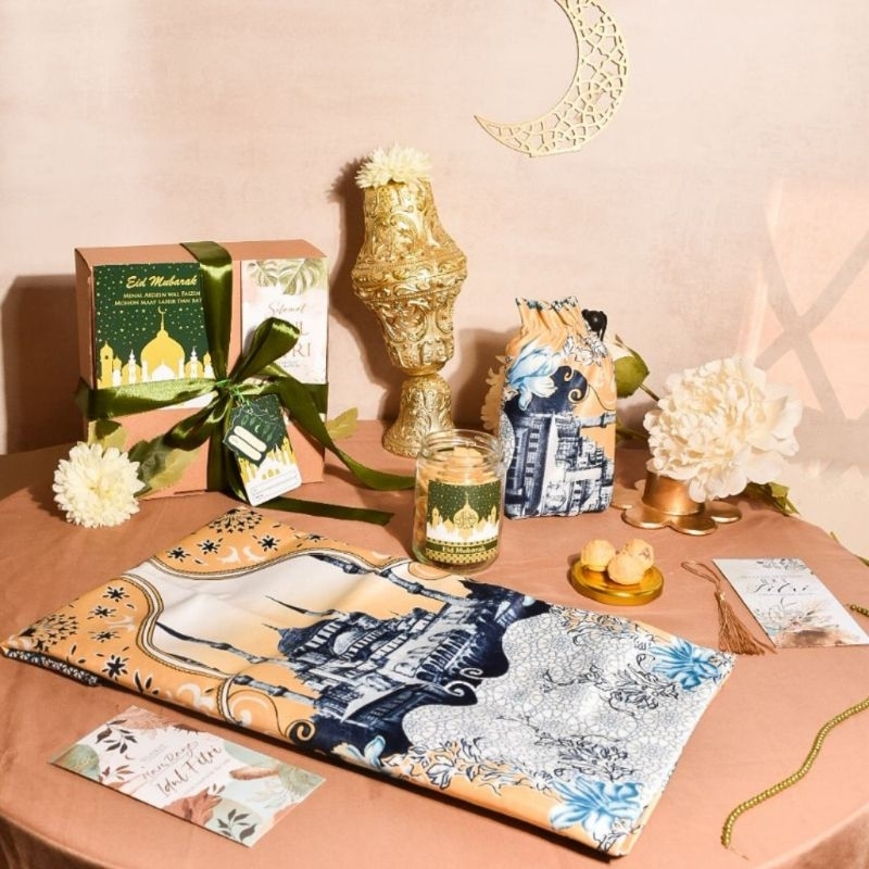 Hampers SAJADAH/HAMPERS COOKIES/HAMPERS LEBARAN/HAMPERS HARI RAYA ...