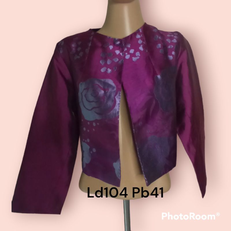 Blazer outer crop | Shopee Malaysia
