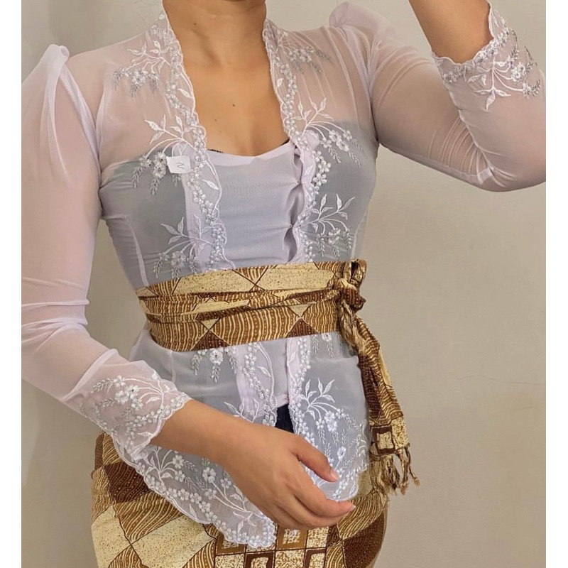 Wbk || Kebaya Becomes the Latest Embroidery/Kebaya Becomes Long Sleeve ...