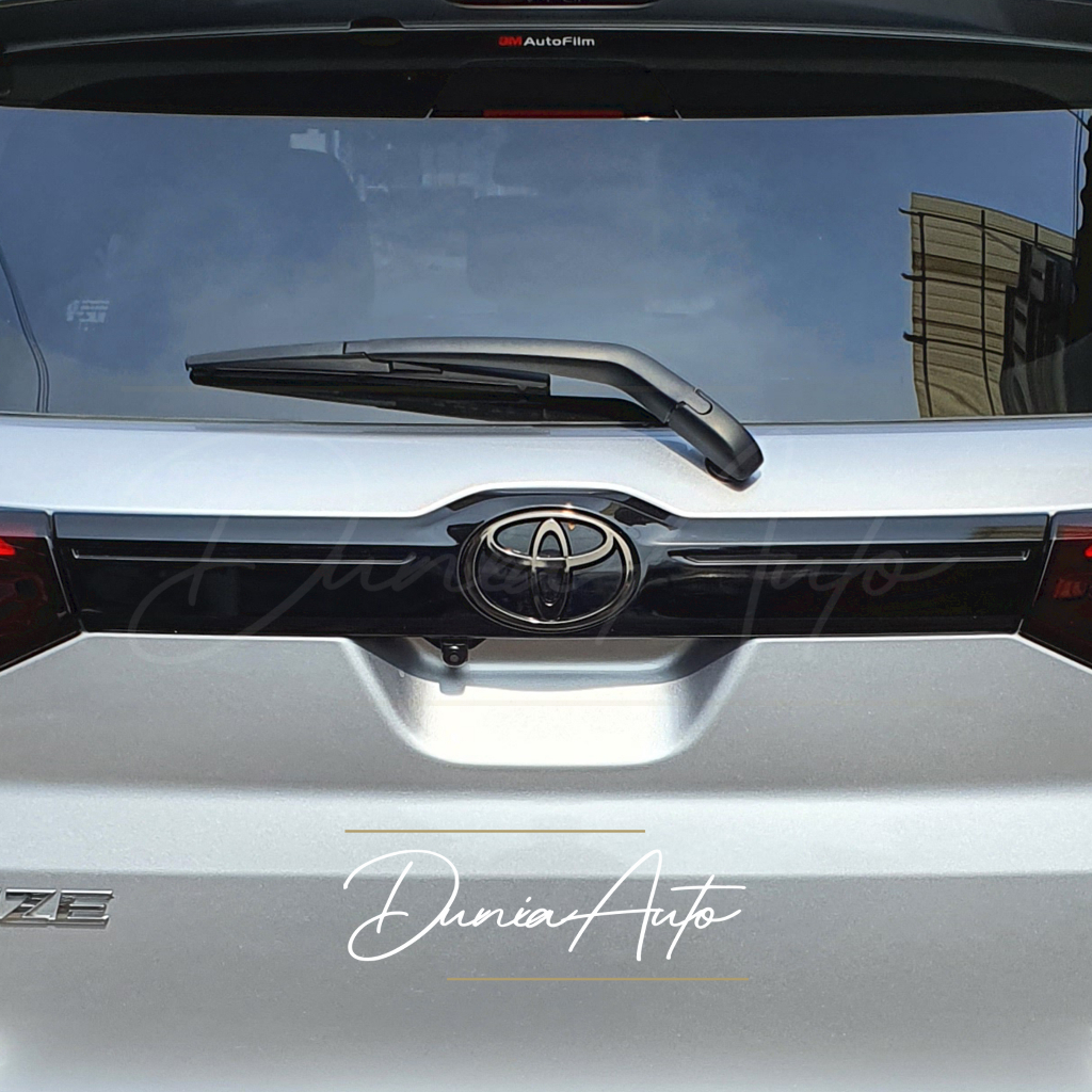 Toyota Raize Rear Black Chrome Logo Emblem | Shopee Malaysia