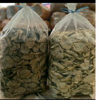 HITAM Wayang brand black elephant ear cake 1 box contains 2.5kg ...