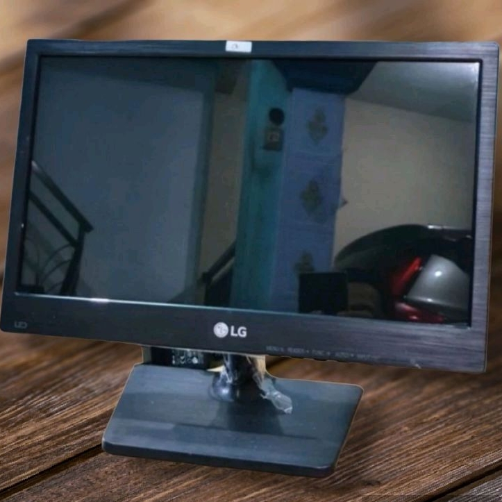 Lg 16 INCH LED MONITOR LEBAY WIDESCEEN | Shopee Malaysia