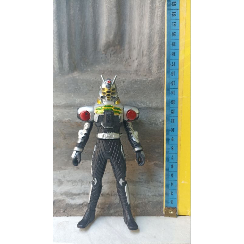 Kamen rider the bee cast off form kamen rider kabuto series Figure ...
