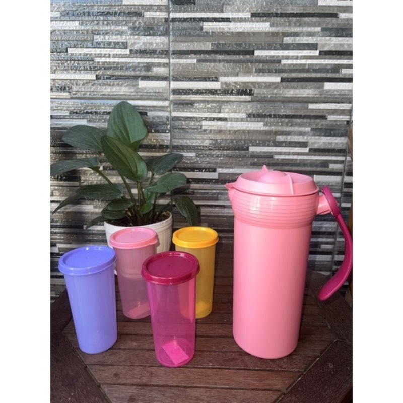 Twist N POUR TUPPERWARE 1.1LTR PINK + FREE MEDIUM TUMBLER 275ML 4 PCS ...