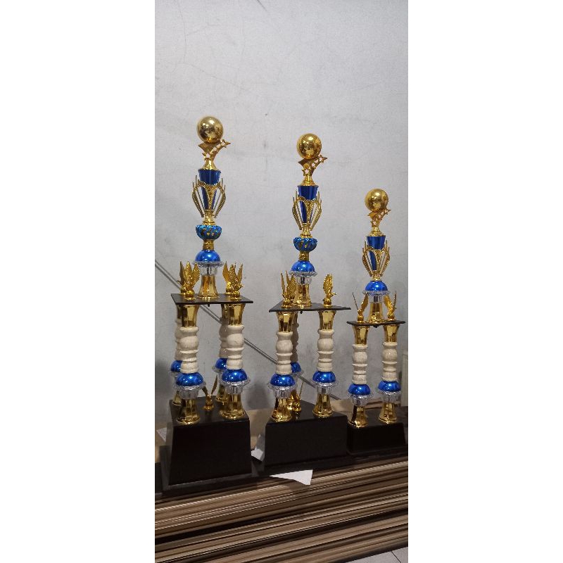 Trophy trophy 1 set champion 123 (4 feet, 3 feet, 2 feet) | Shopee Malaysia