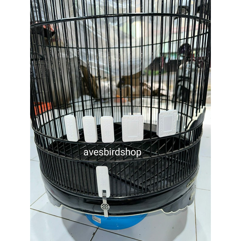 Magpie Cage Stopper Toy Variations Of Stone Magpie Cage Stopper Toys ...