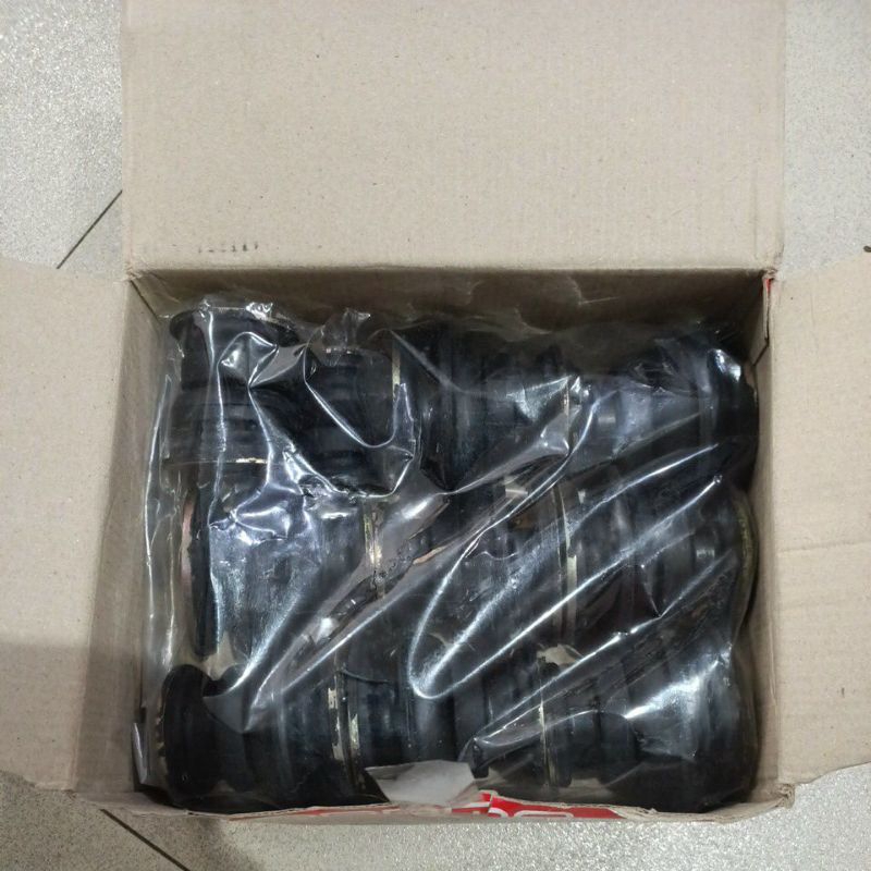 Rubber body kijang bus Capsule | Shopee Malaysia