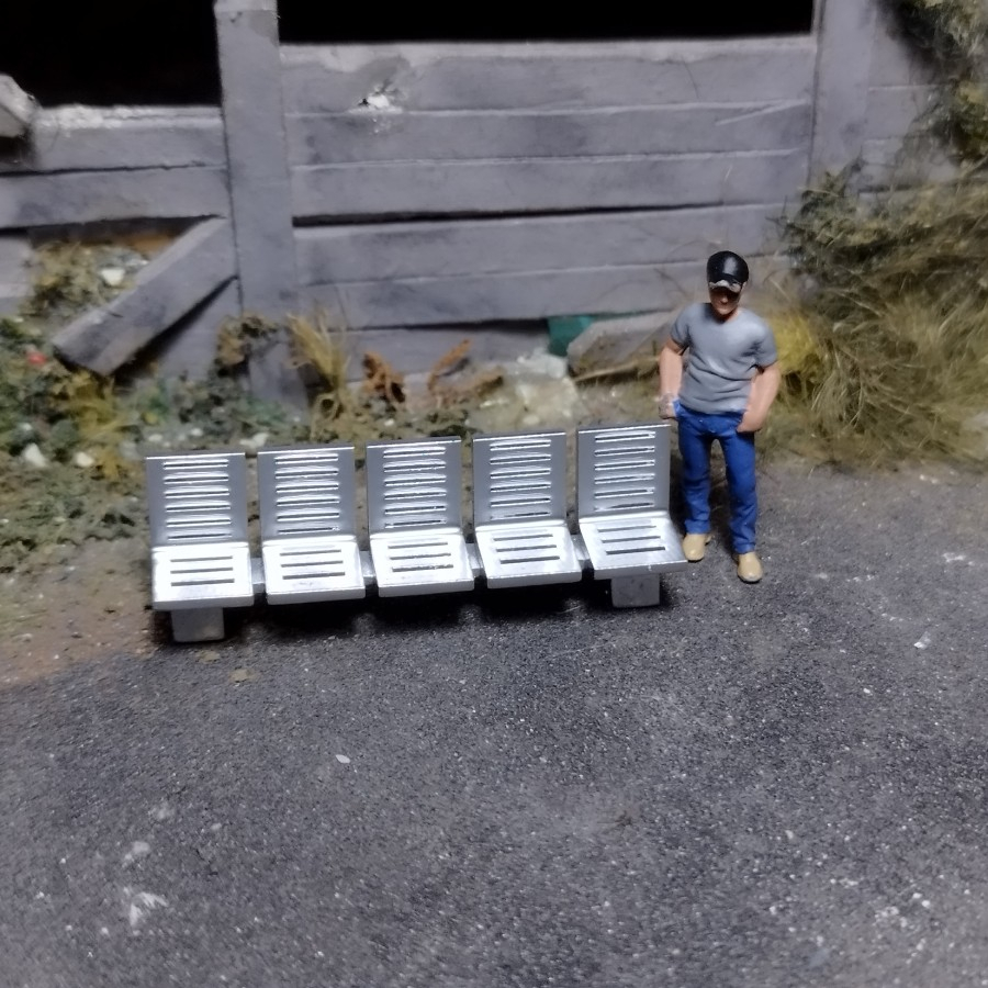 Platform Bench - 1/64 Scale Waiting Chair Bench - Diorama Accessories ...