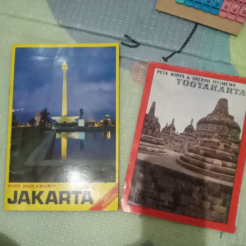 Guide book&map of Map DI Yogya Jadul | Shopee Malaysia