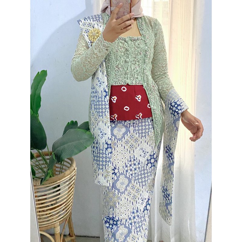 Kubaru Javanese sequin kebaya top | Shopee Malaysia