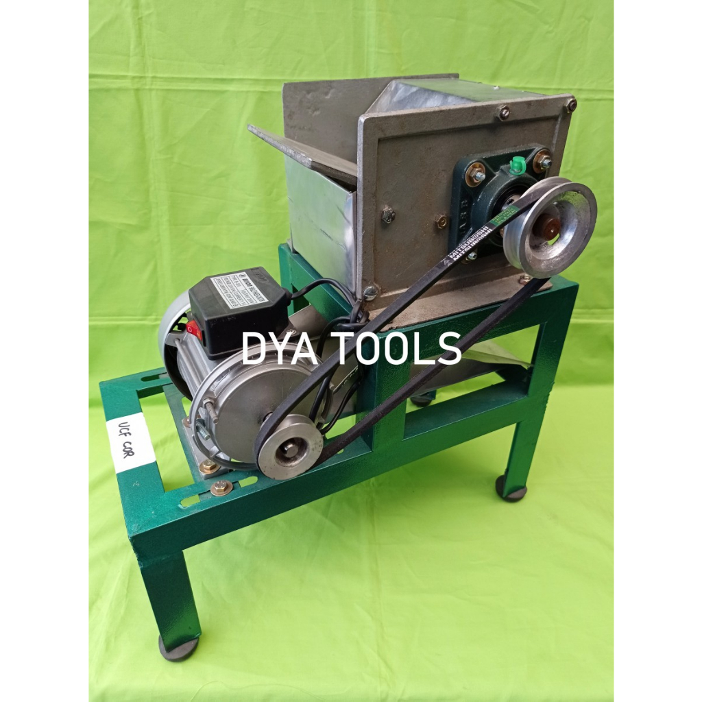 MESIN SITTING COCONUT GRATING MACHINE / UCF GRATER / ELECTRIC COCONUT ...