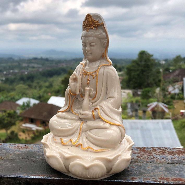 STATUE OF GODDESS KWAN IM natural GOLD/PATUNG DEWI KUAN IM/DEWI GUAN ...
