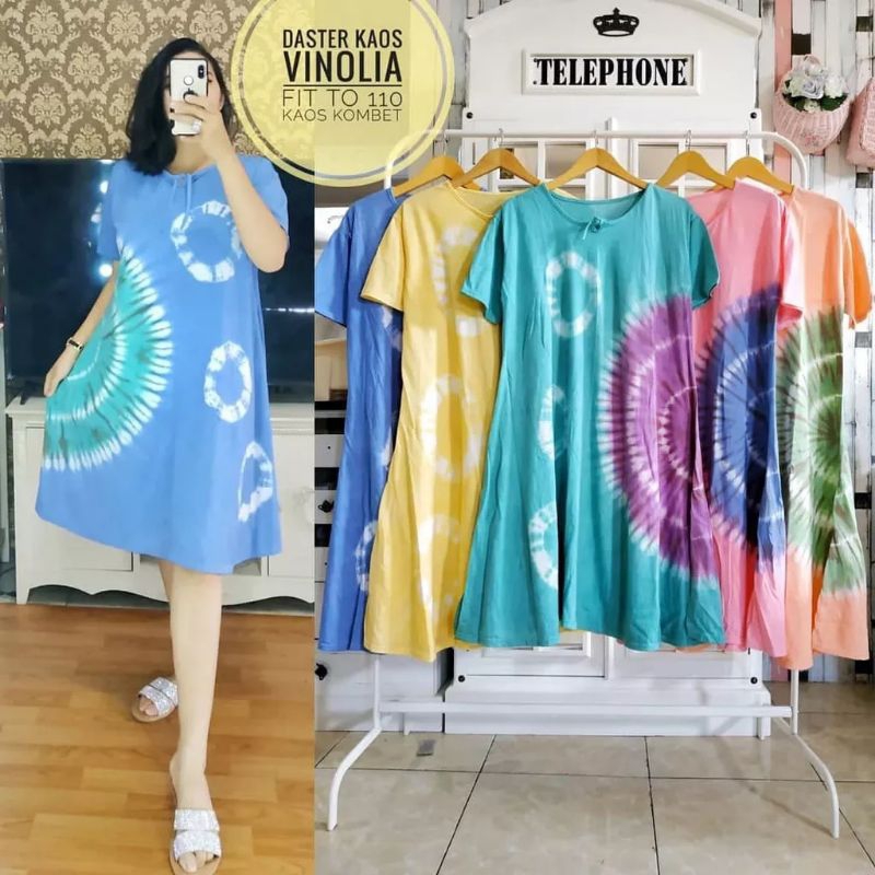 Adult women's t-shirt daster with soft colored rainbow motifs/rainbow t ...