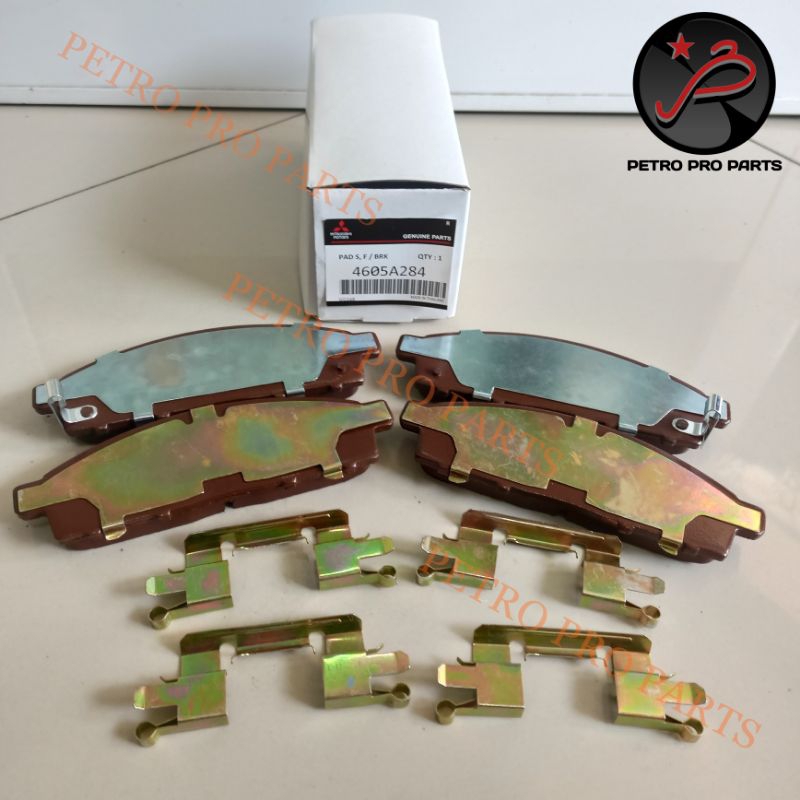 Front Brake Pad / Brake Pad Complete with MITSUBISHI TRITON / PAJERO ...