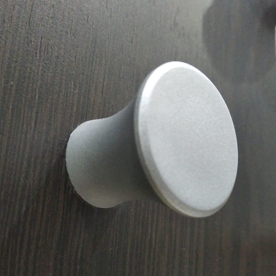 2025 Round Silver Plastic Pulls / Minimalist Cupboard Door Drawer Knob ...