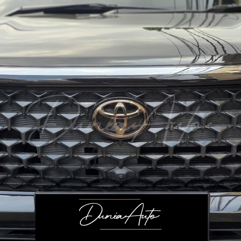 Toyota All New Veloz 2022 Black Chrome Logo Emblem - UP Front | Shopee ...