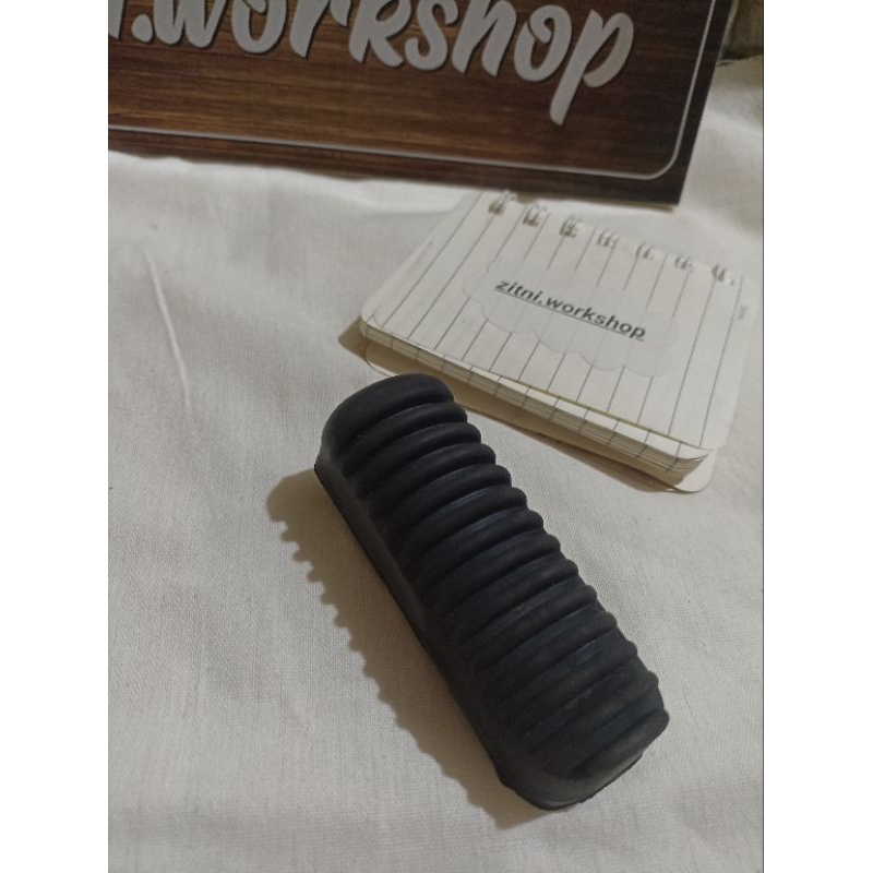 Yamaha VIXION Scorpio Byson R15 Mx King FRONT FOOT STEP Rubber Original ...