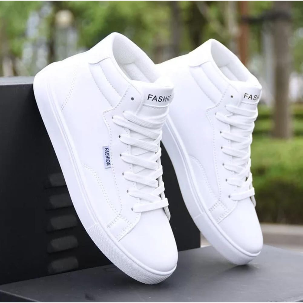 PUTIH HITAM 6.6 CAN Plain White/Black Sneakers, Men's Women's Casual ...