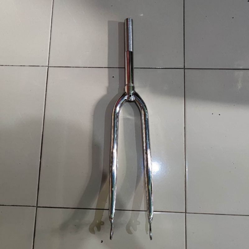 Taiwan fixie bicycle fork 700 cm bicycle fork 700c | Shopee Malaysia