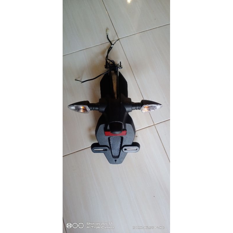 Original mt15 rear fender | Shopee Malaysia