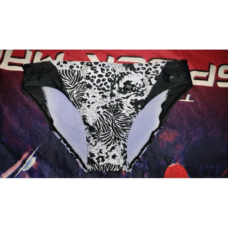 Men's athlete tight lycra triangle swim trunks | Shopee Malaysia