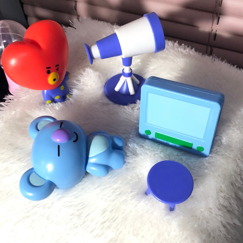 Free CLAIM bt21 bts figure official kfc set | Shopee Malaysia