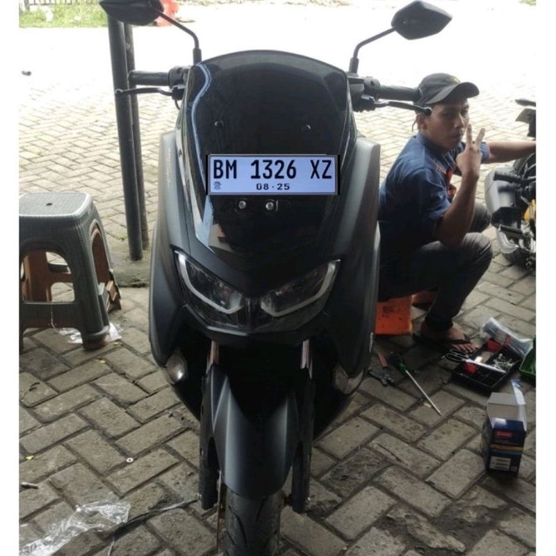 New Nmax Old Xmax New minimalist front number plate holder bracket on ...