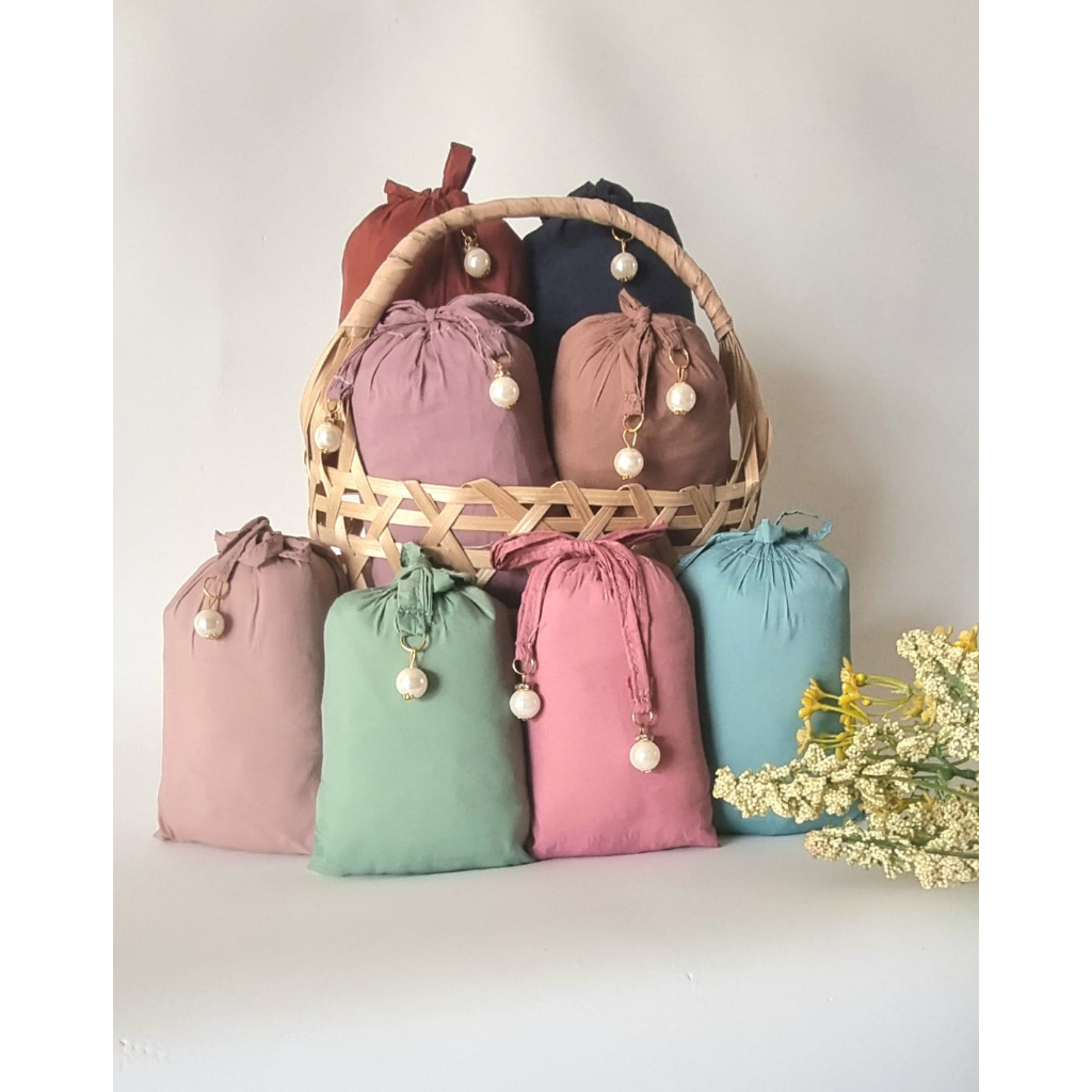 Mukena Travel Mini Pouch 2 in 1 Korean Parachute Hand Size plus Face ...