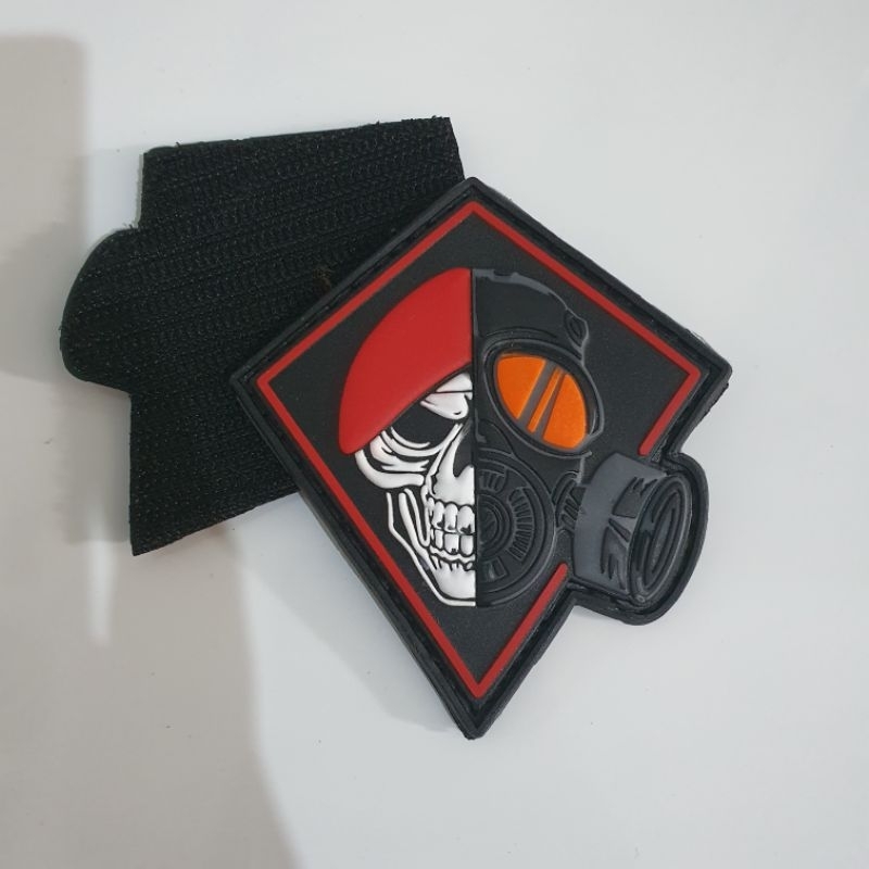MERAH Kopassus red beret skull logo rubber patch / velcro rubber emblem patch | Shopee Malaysia