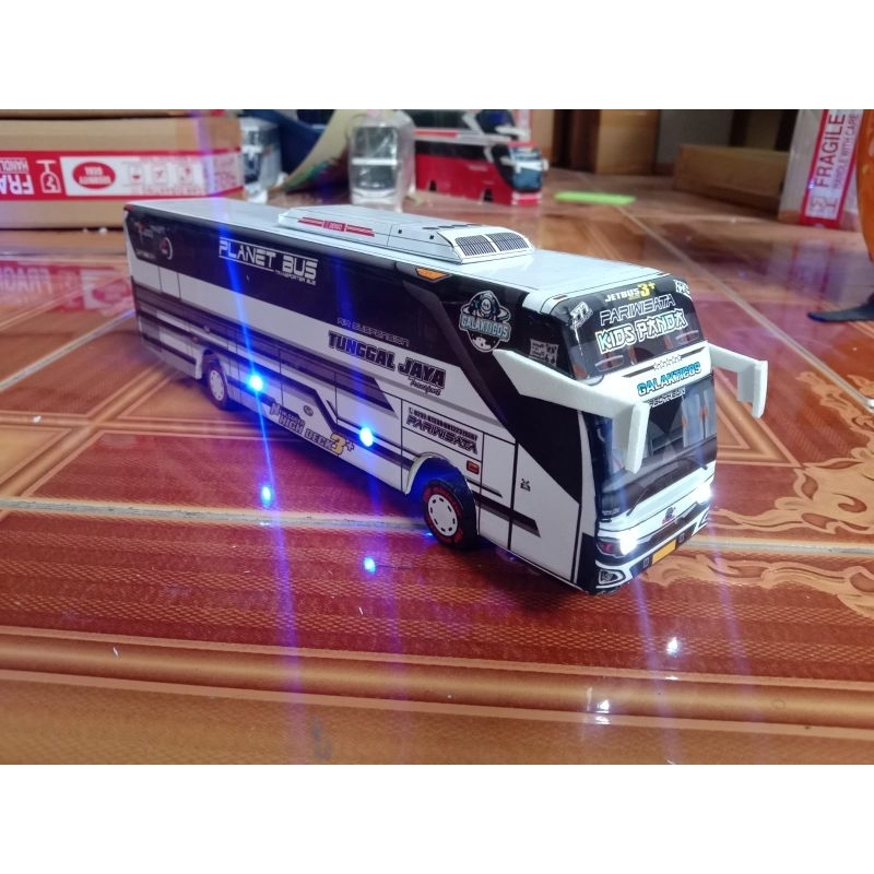 Miniature telolet basuri bus 43rd Scale | Shopee Malaysia