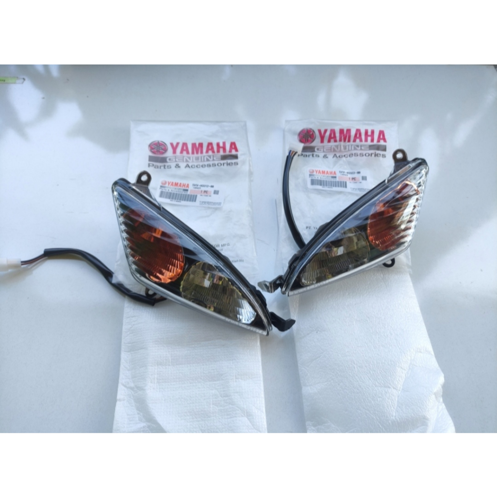 Mio sporty custom smoke orange mica turn signal lights original yamaha ...
