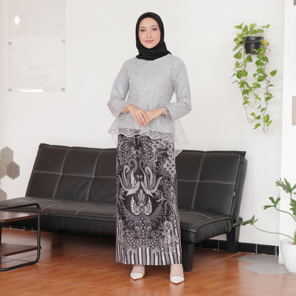 KEMEJA Batik COUPLE Skirt And Shirt Batik Andhini Shirt Graduation ...