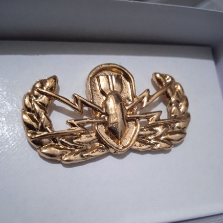 Brevet wing pin eod jibom Tojirodak brimob | Shopee Malaysia