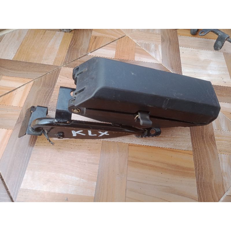 Original Kawasaki KLX BF 150 D-Tracker trunk bracket toolbox new ...