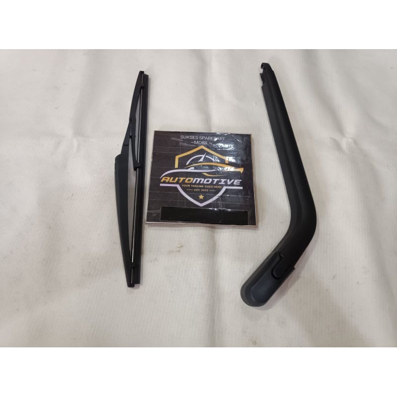 Toyota INNOVA REAR WIPER BLADE/INNOVA Car REAR Mirror WIPER | Shopee ...