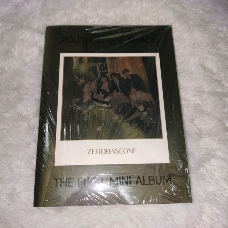 Zerobaseone ZB1 1ST MINI ALBUM - YOUTH IN THE SHADE | Shopee Malaysia