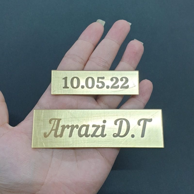 Custom Acrylic Engraved Dowry Name / Date / Nominal Gold Acrylic Number ...