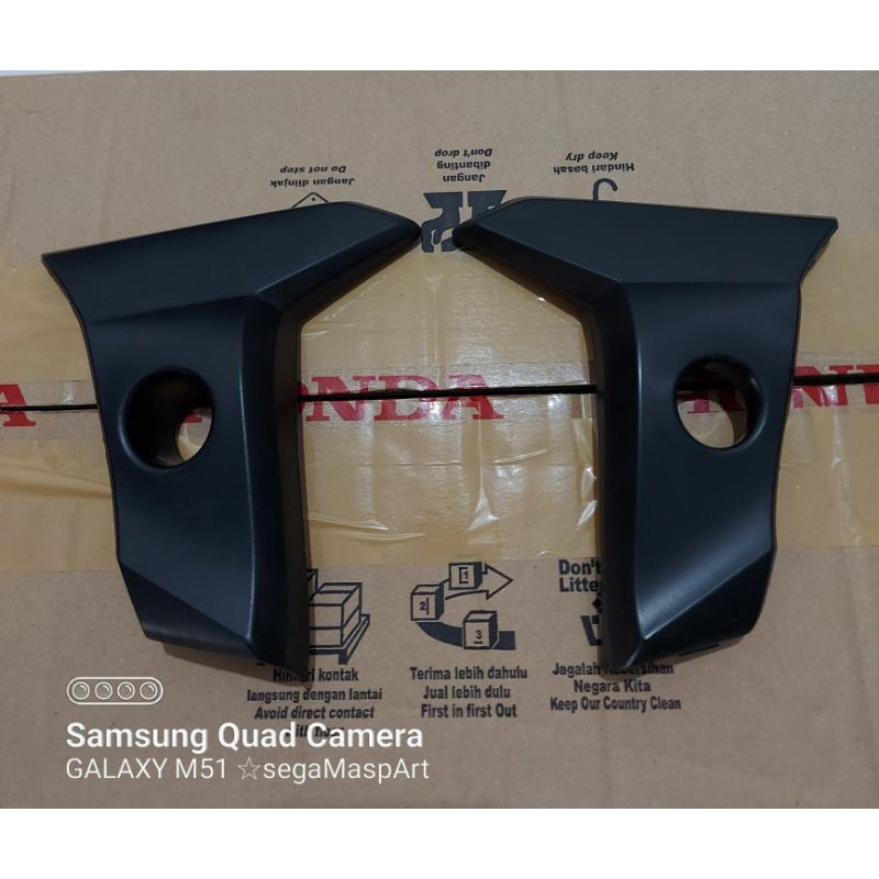 Pair of old Revo Supra X 125 Batman rear wing foot step covers | Shopee ...