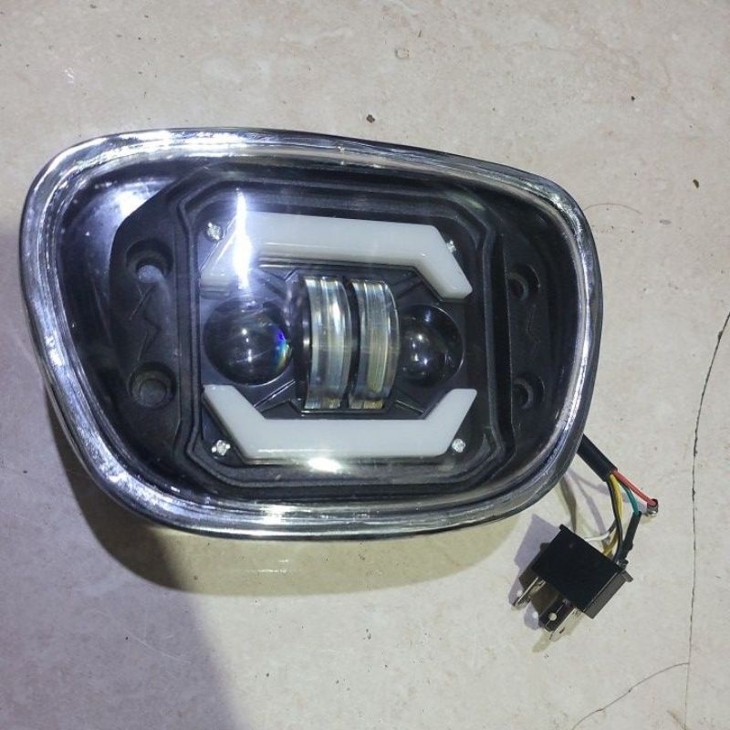 Daymaker Headlight, VESPA SUPER DAYMAKER Front Reflector.Sprint ...